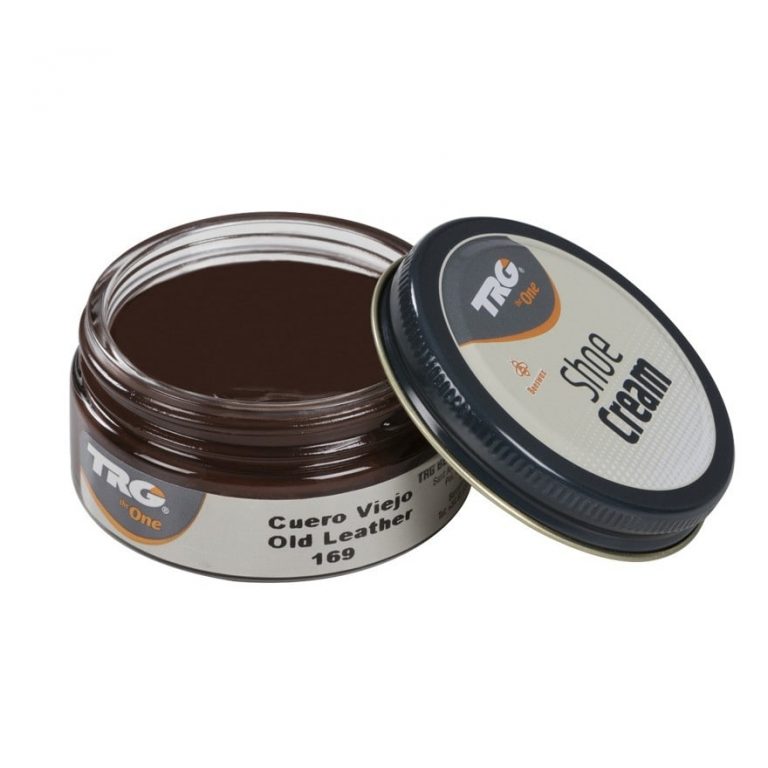 Shoe cream with beeswax, one of the best shoe polishes